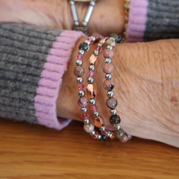 Women's Single Strand Bracelets – Unique Magnetic Jewelry